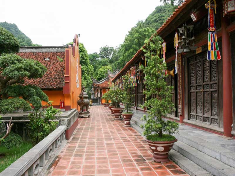 Hanoi - Perfume Pagoda Full Day Tour - Asia Open Tours